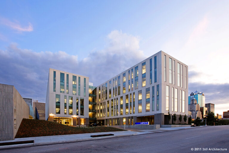 JE Dunn Headquarters - Enterprise Precast Concrete, Inc.